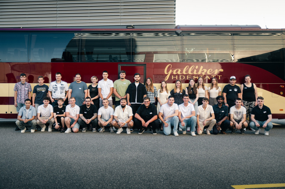 Galliker und Imbach feiern erfolgreichen Lehrabschluss-Jahrgang 2024